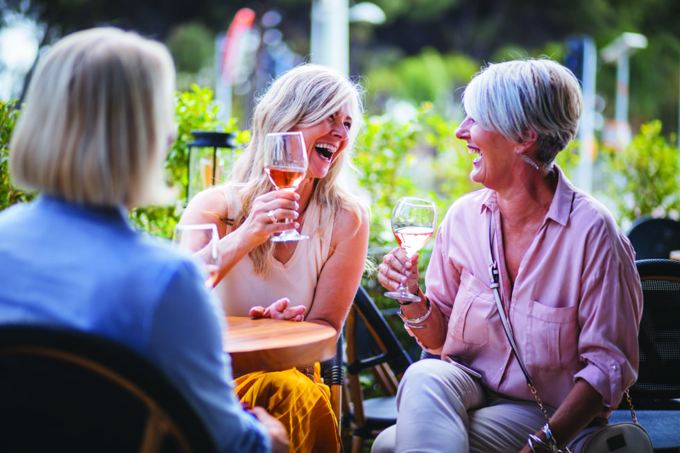 Is Independent Living the Best Option for You? | Alavida Lifestyles